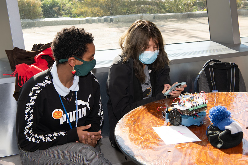 UB Hacking returns to Davis Hall - Institute for Artificial Intelligence and Data Science ...